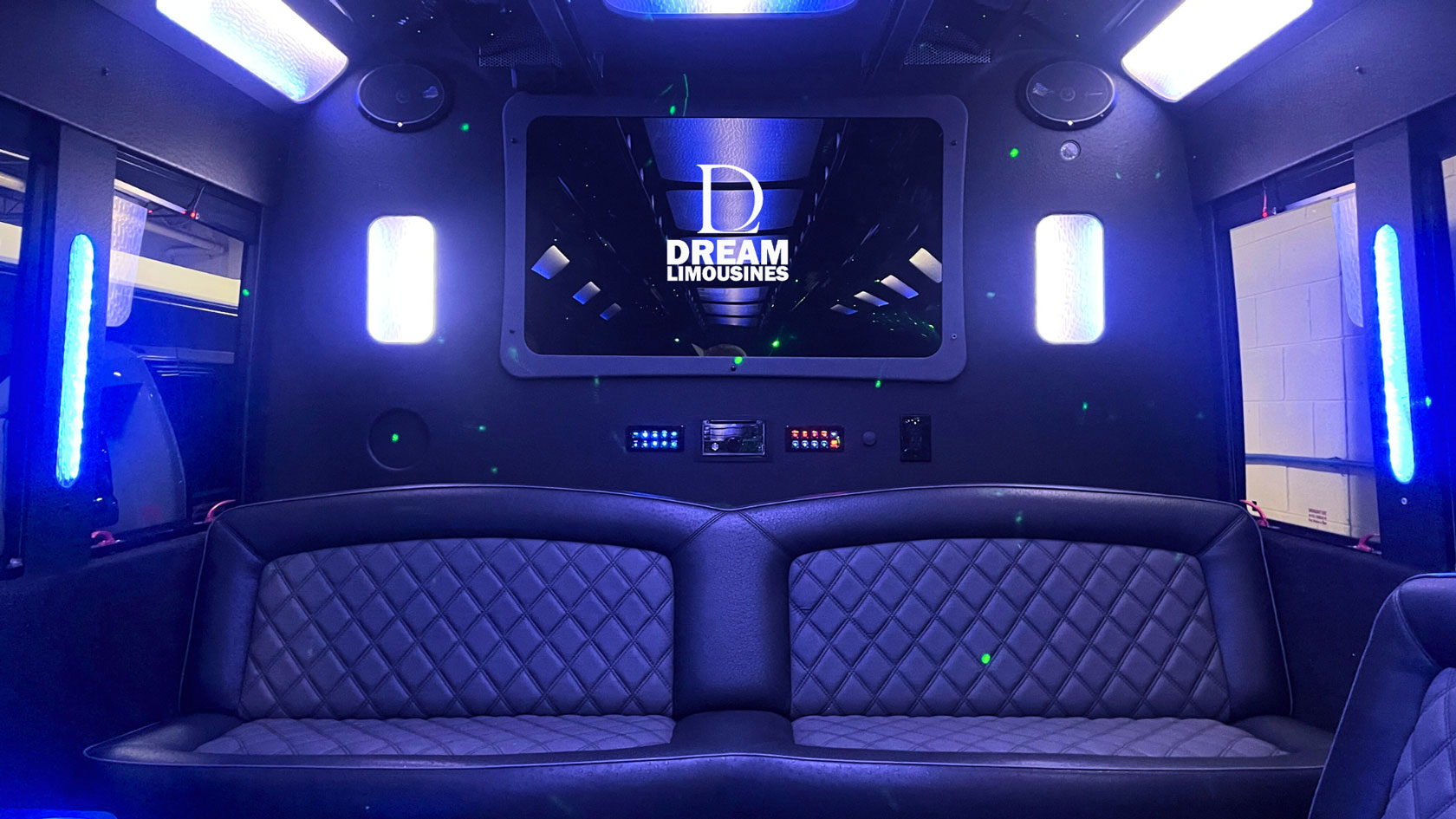 How to Make Weekdays Fun: Dream Limousines Specials & More
